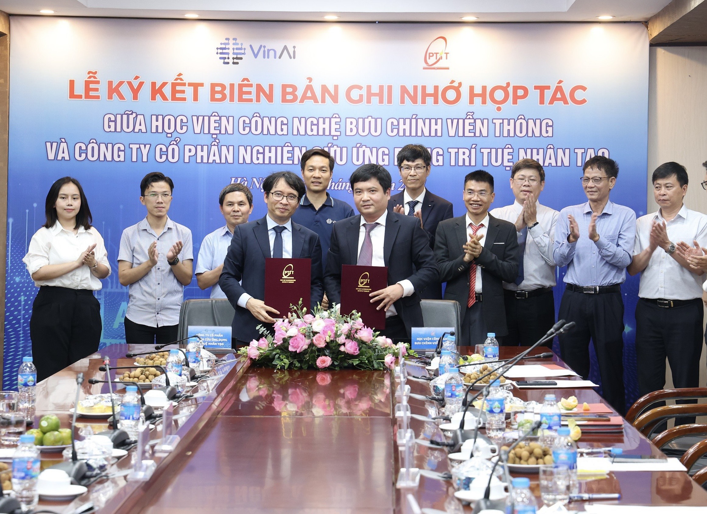 PTIT ແລະ VinAI ລົງ ນາມ ໃນ ບົດ ບັນ ທຶກ ຄວາມ ເຂົ້າ ໃຈ ຮ່ວມ ມື ຝຶກ ອົບ ຮົມ ...
