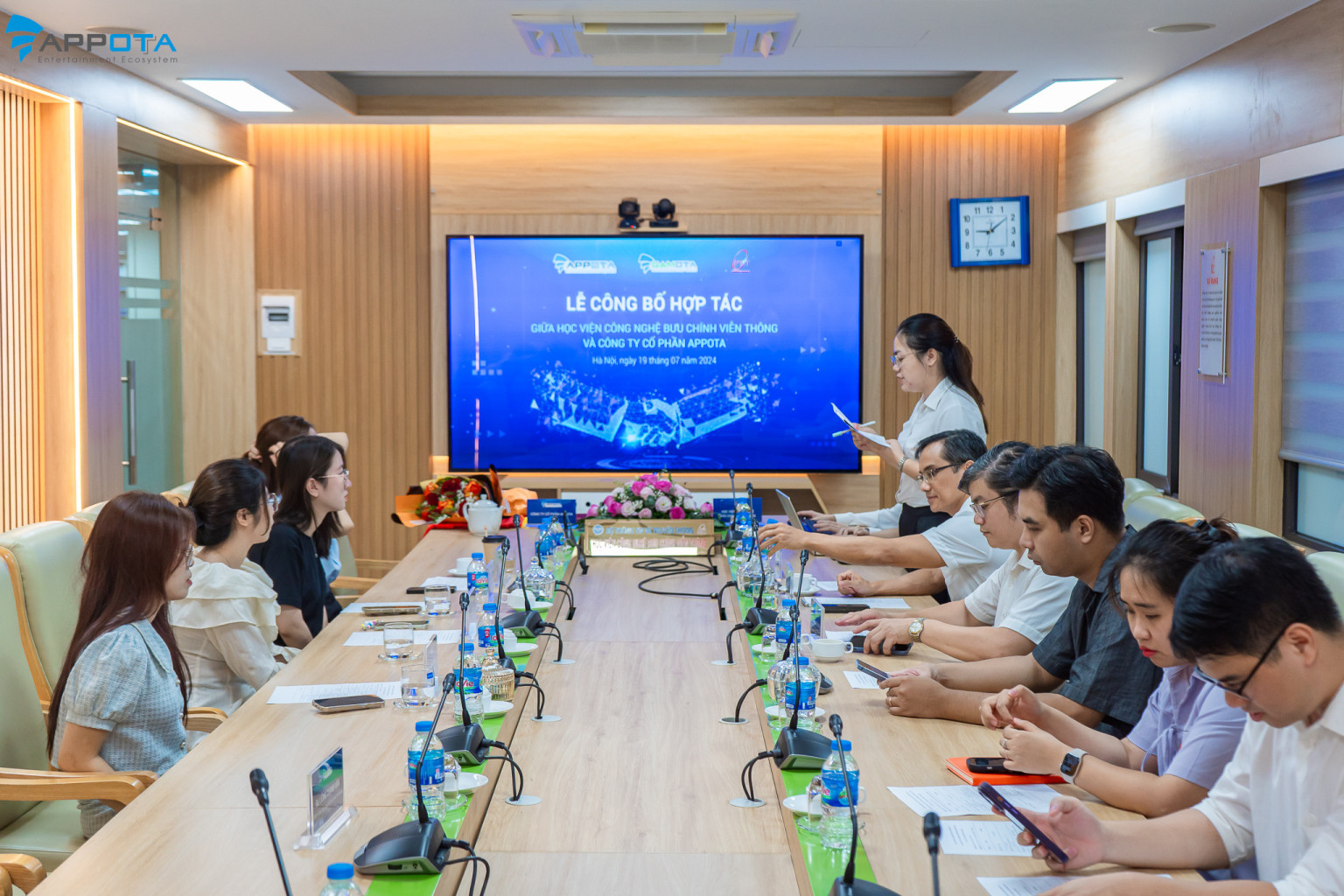 PTIT hợp tác với Công ty Cổ phần Appota đào tạo và phát triển nguồn ...