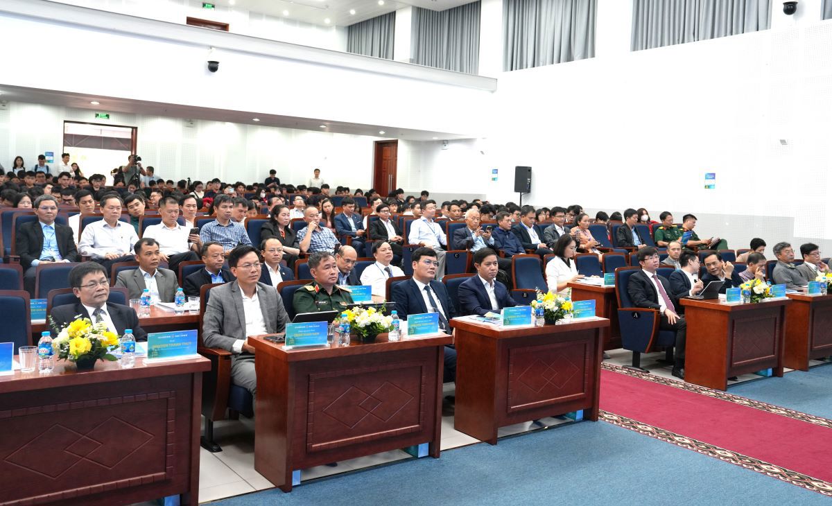 การประชุมนานาชาติ VCRIS 2025: การวางตำแหน่งเวียดนามในพื้นที่ความมั่นคง ...