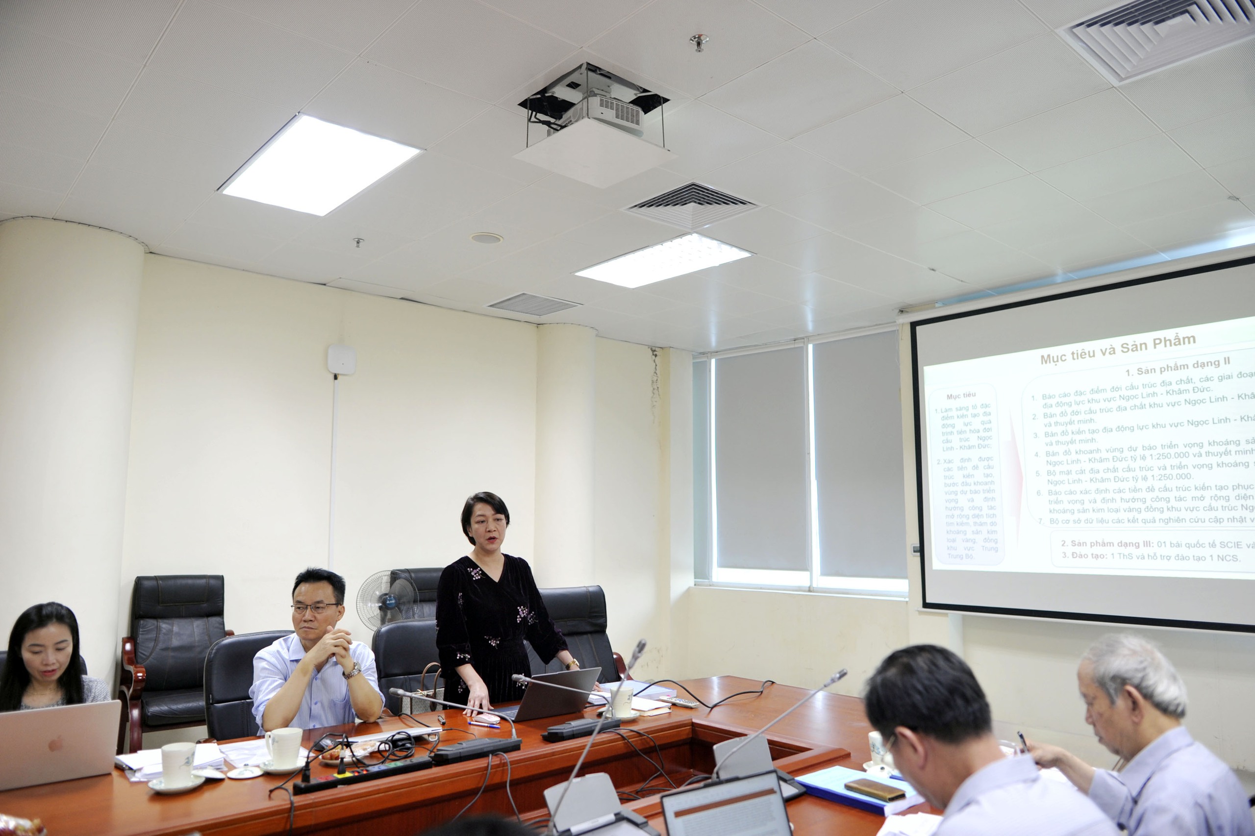 Nghiệm thu nhiệm vụ KH&CN cấp quốc gia, mã số ĐTĐL.CN38/23 - Cổng Thông ...