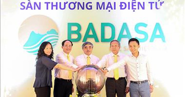 Tổng công ty Bưu điện Việt Nam khai trương Sàn giao thương mại điện tử ...